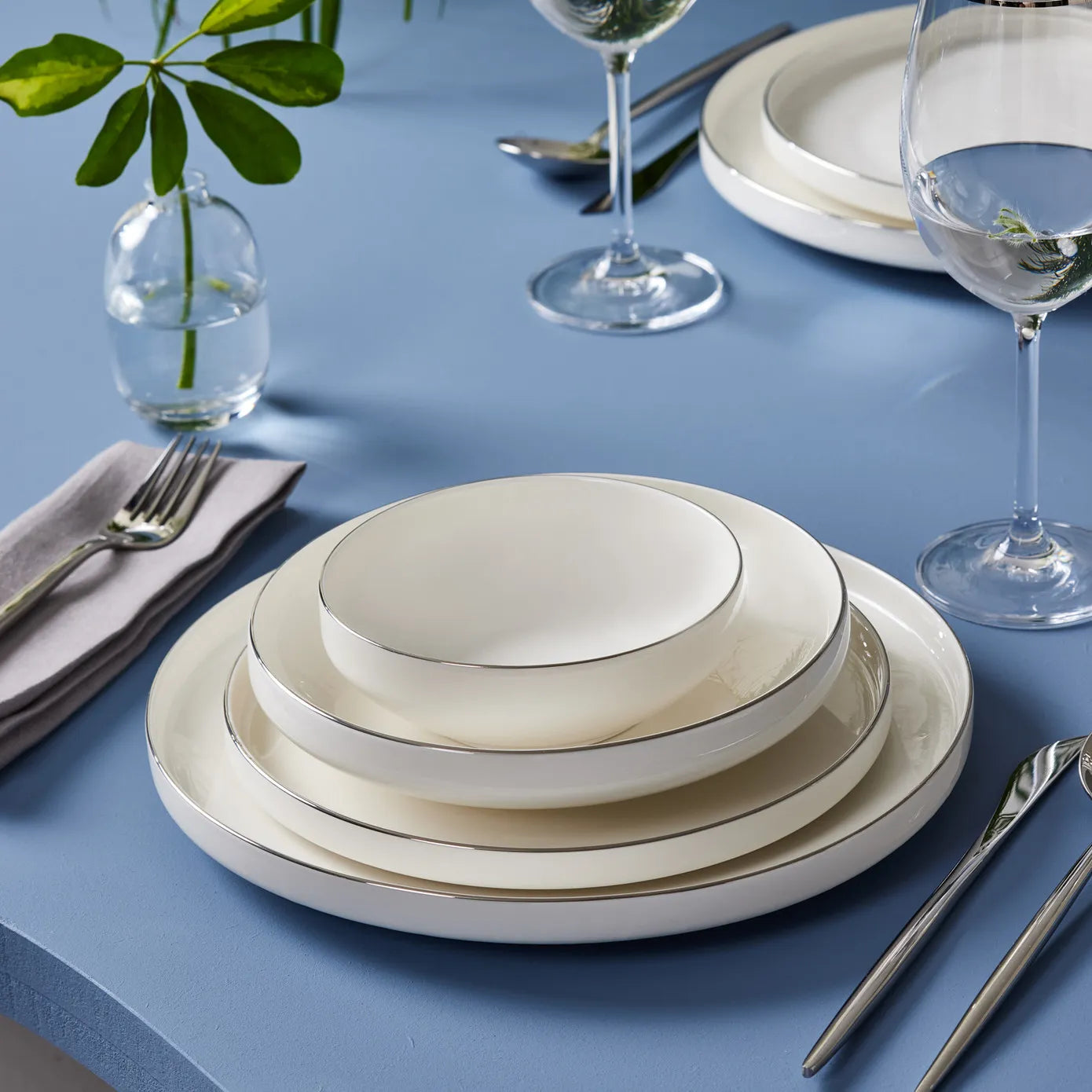 Karaca Streamline New Saturn 6 Person Dinnerware Set, 24 Piece, New Ge ...